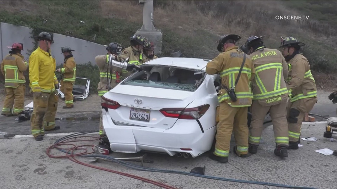 One dead, two others injured in 805 freeway crash in Chula Vista | cbs8.com