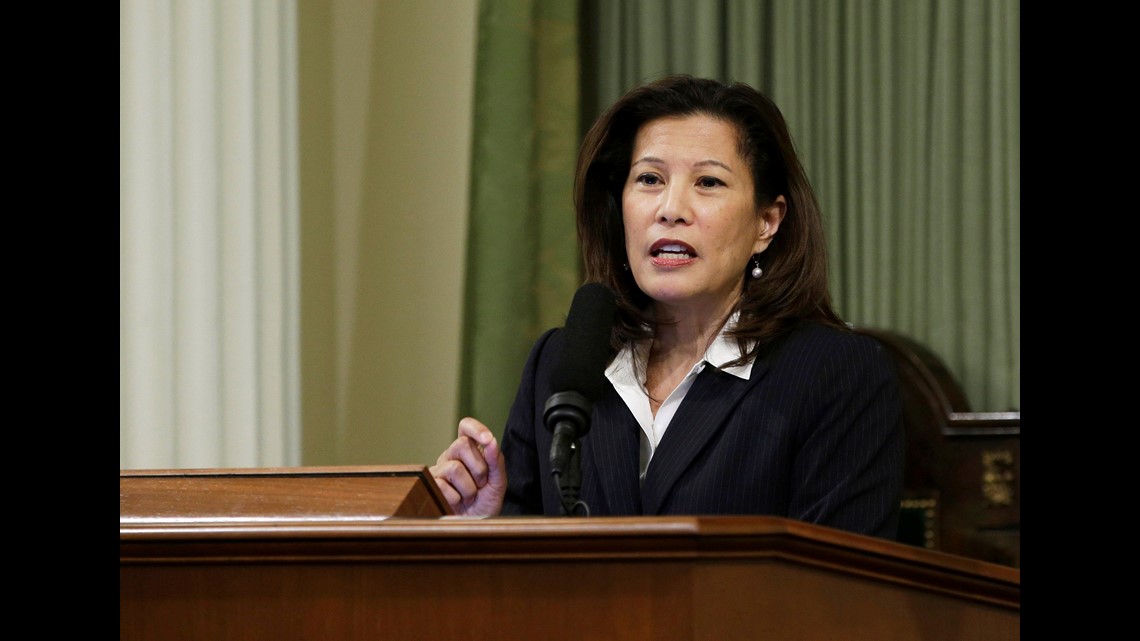 California justice doesn't want immigration arrests in court | cbs8.com