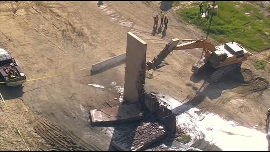 Customs and Border Protection starts tearing down border wall ...