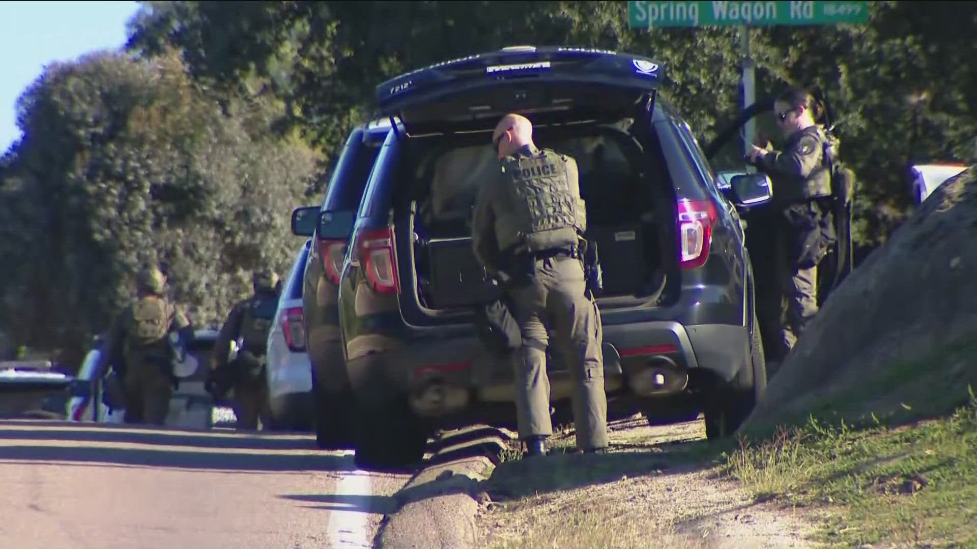 Assault in Kensington leads to SWAT standoff in Ramona | cbs8.com