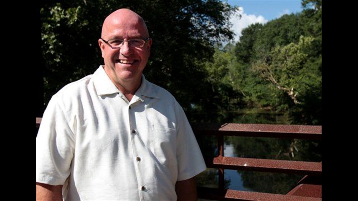 Ala. man remembers going over Niagara Falls as boy | cbs8.com