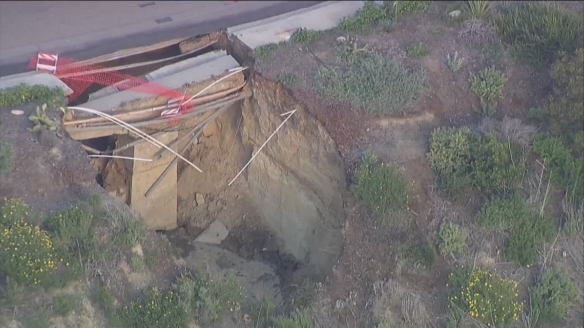 Latest on Cardiff, Scripps Ranch sinkhole repairs | cbs8.com