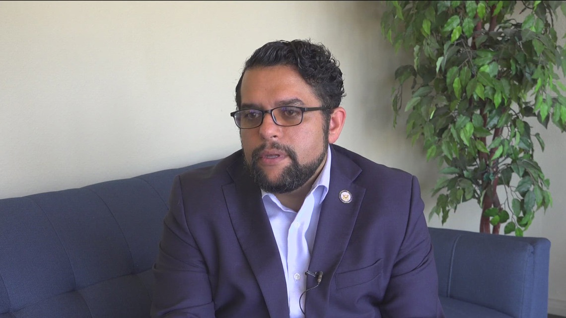Ex-San Diego County Democratic Party Chair speaks out | cbs8.com