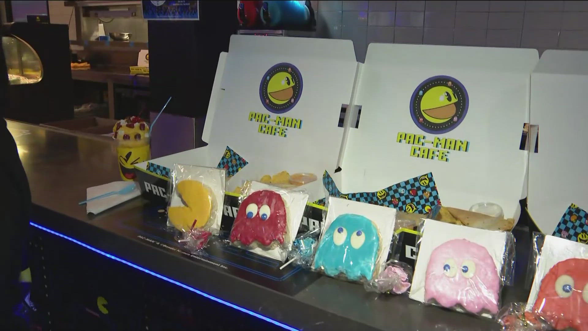 A look inside the immersive PAC-MAN Cafe | San Diego Comic-Con 2025 ...