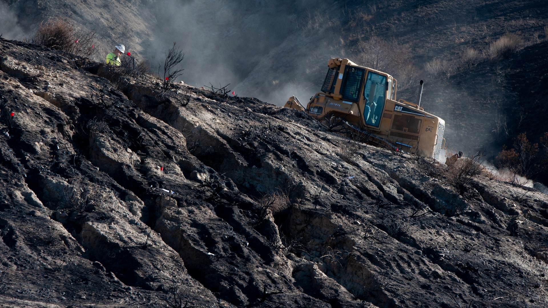 Saddleridge Fire 95% contained as of Tuesday | cbs8.com
