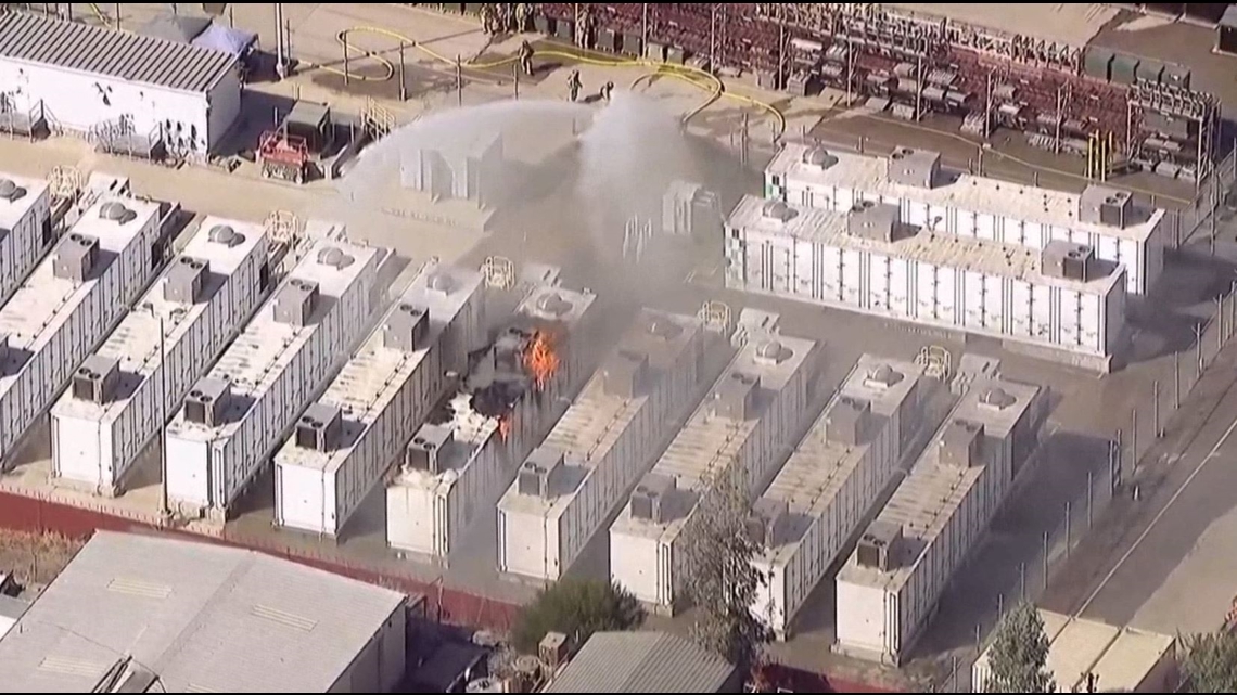 Fire burns at SDG&E battery storage facility in Escondido | cbs8.com