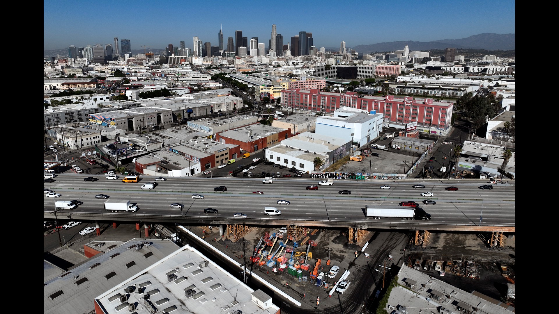 Freeway 10 in LA reopens in both directions | cbs8.com