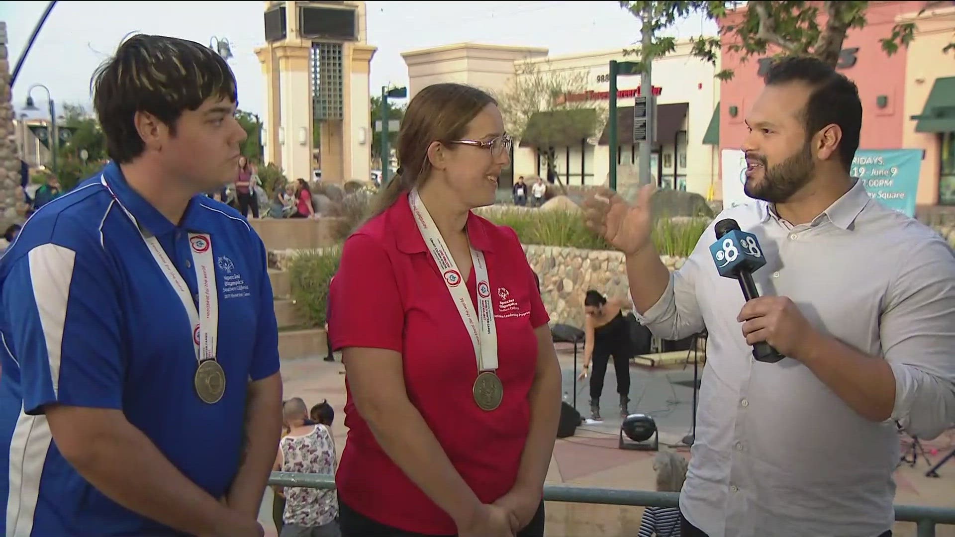 Santee Friday Night's Live kicks off with CBS 8's Jesse Pagan and ...