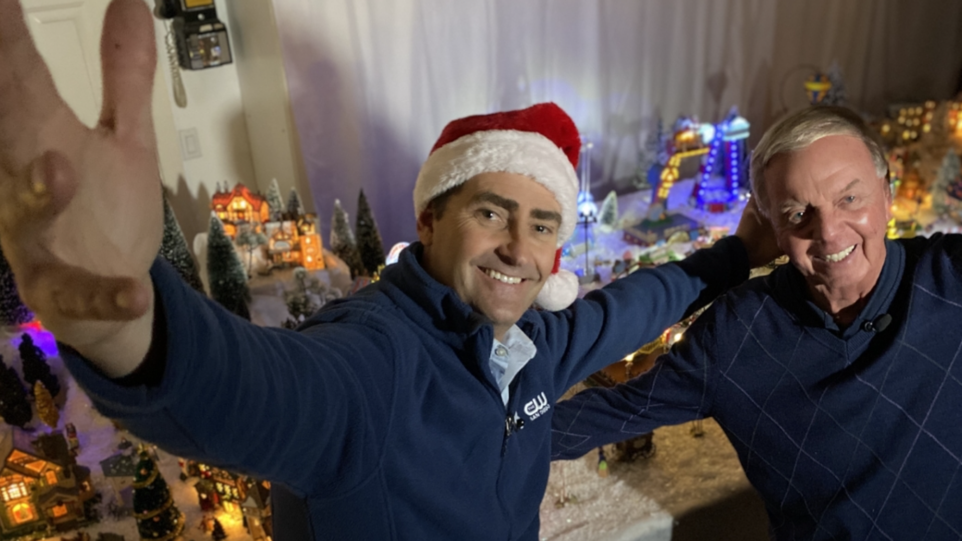 'Santa's Christmas Village' classic holiday movies | cbs8.com