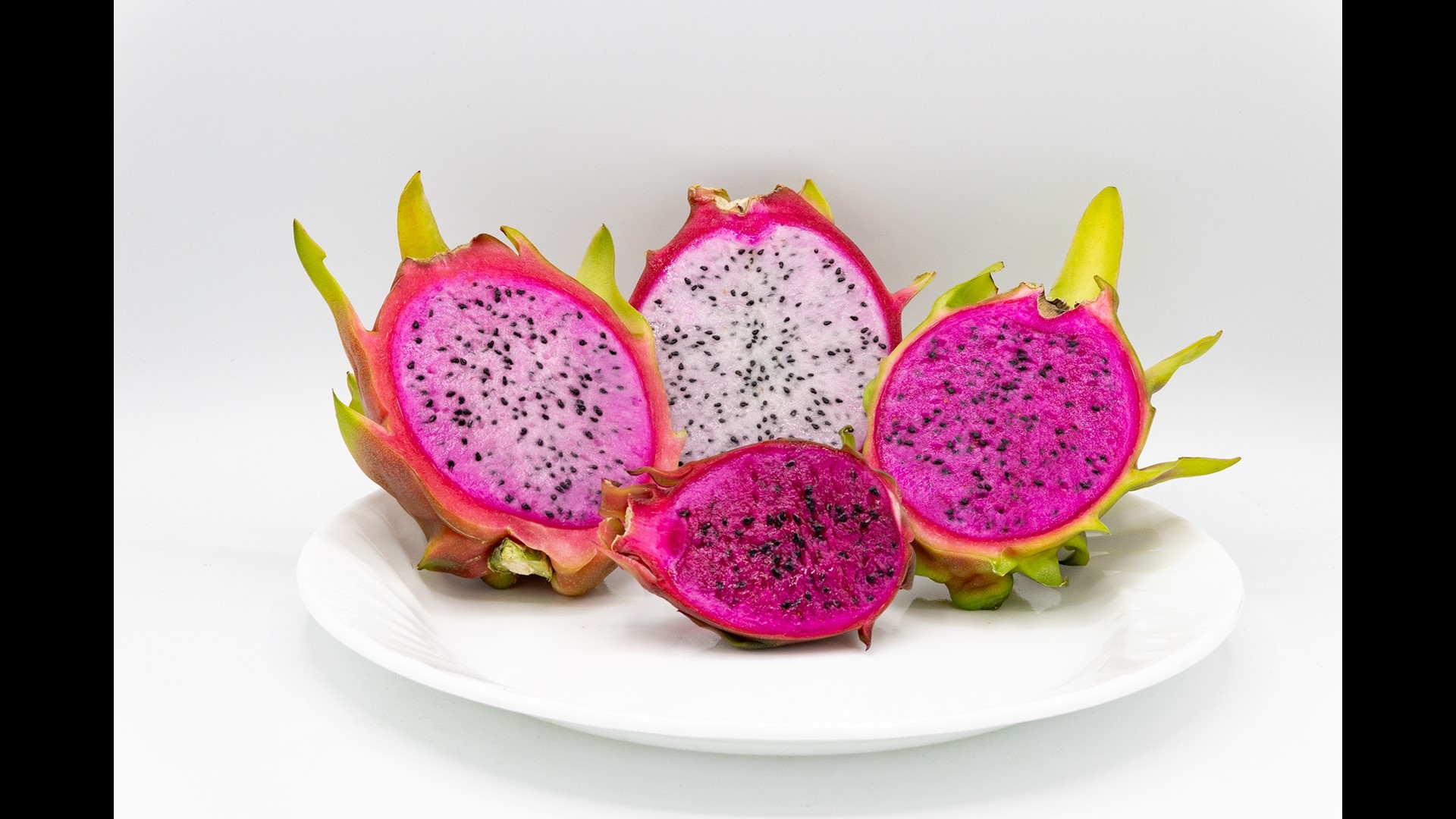 Ramona Farm offers a free opportunity to slay the dragon...fruit | cbs8.com
