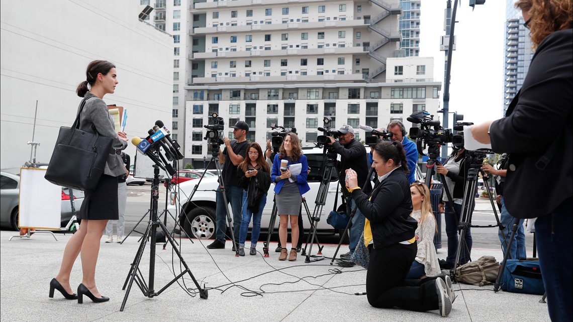 Some asylum-seekers returned to Mexico get attorney access | cbs8.com