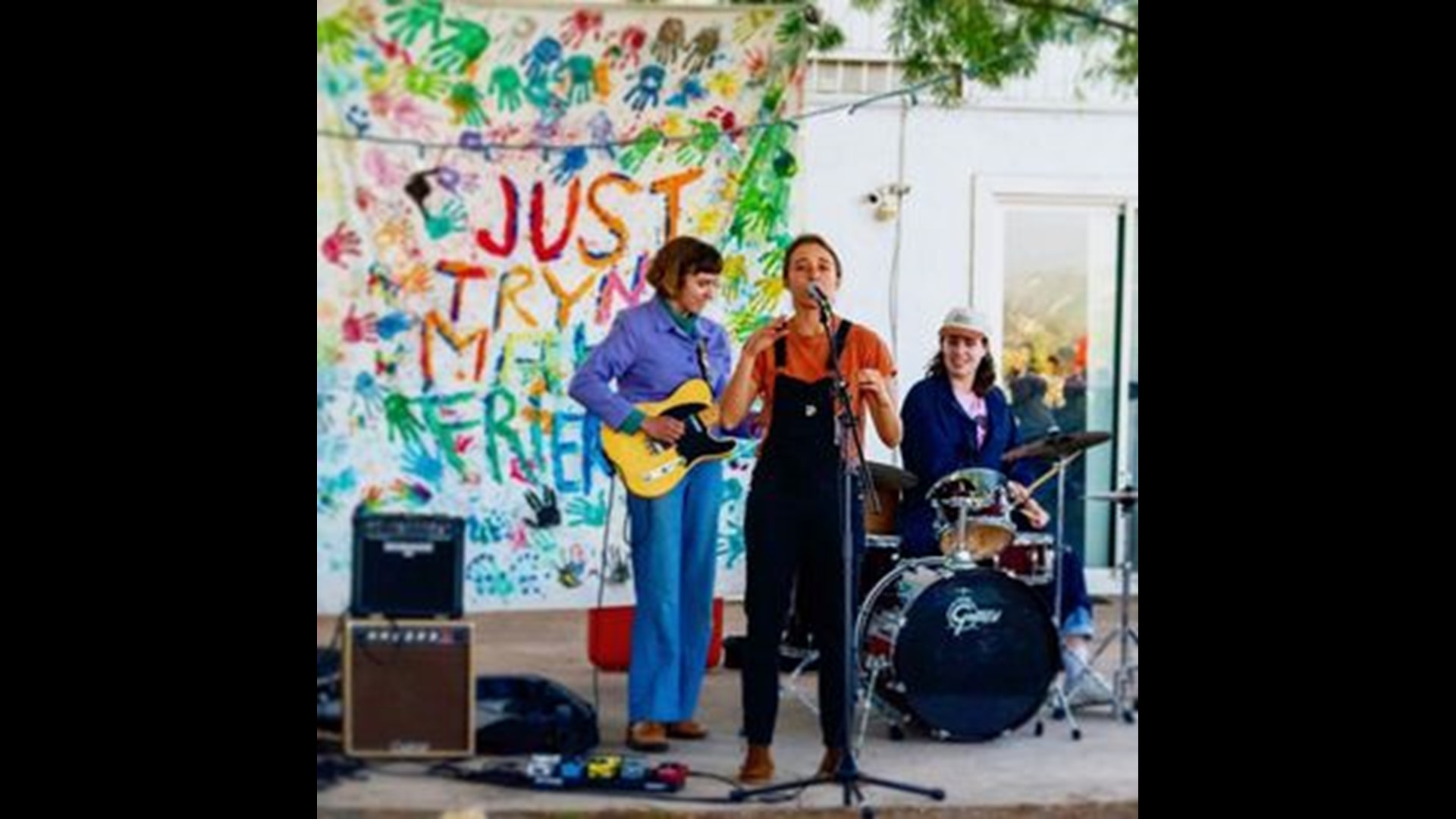 Meet Julie Roland: Navy pilot by day, magician by night | cbs8.com
