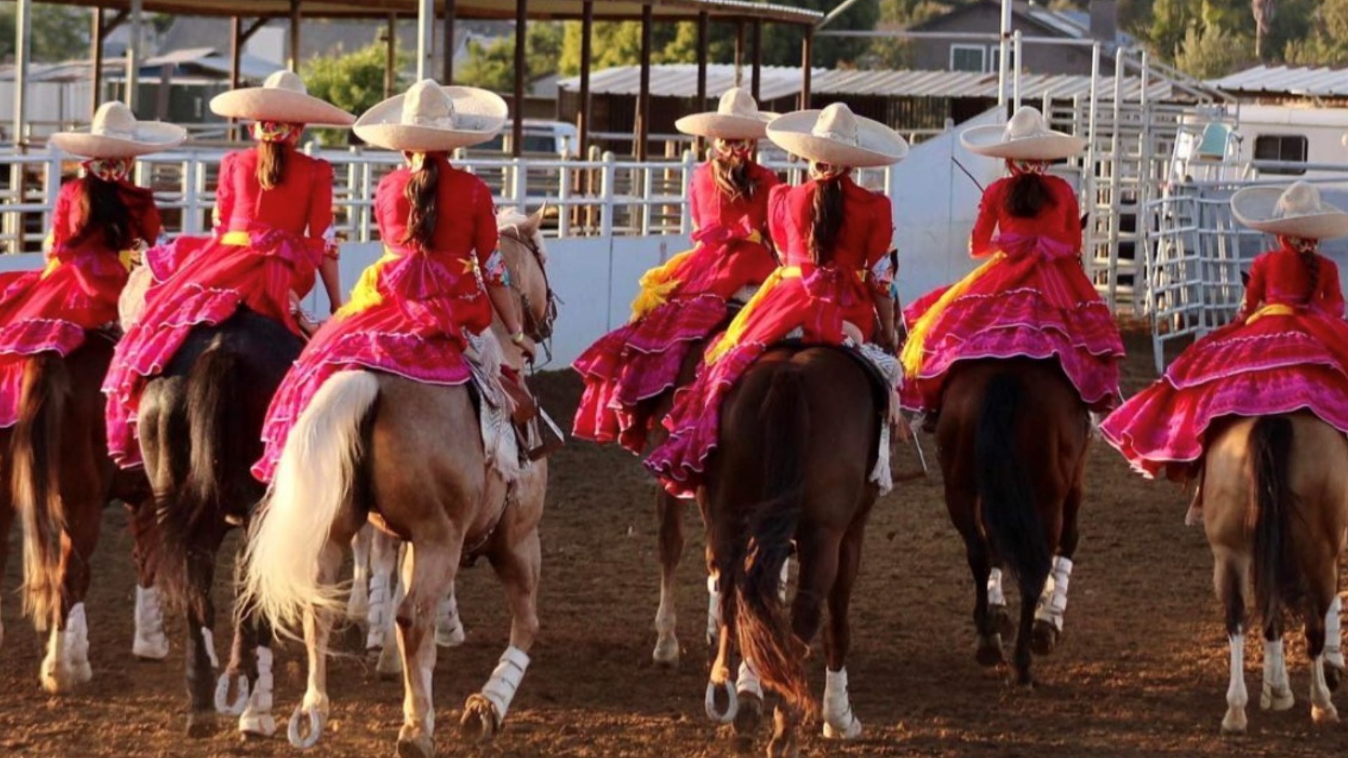 San Diego girls keep Mexico's oldest equestrian tradition alive | cbs8.com
