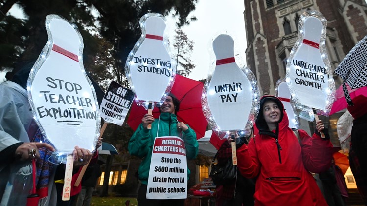 LA teachers go on strike in 2nd-largest US school district | cbs8.com