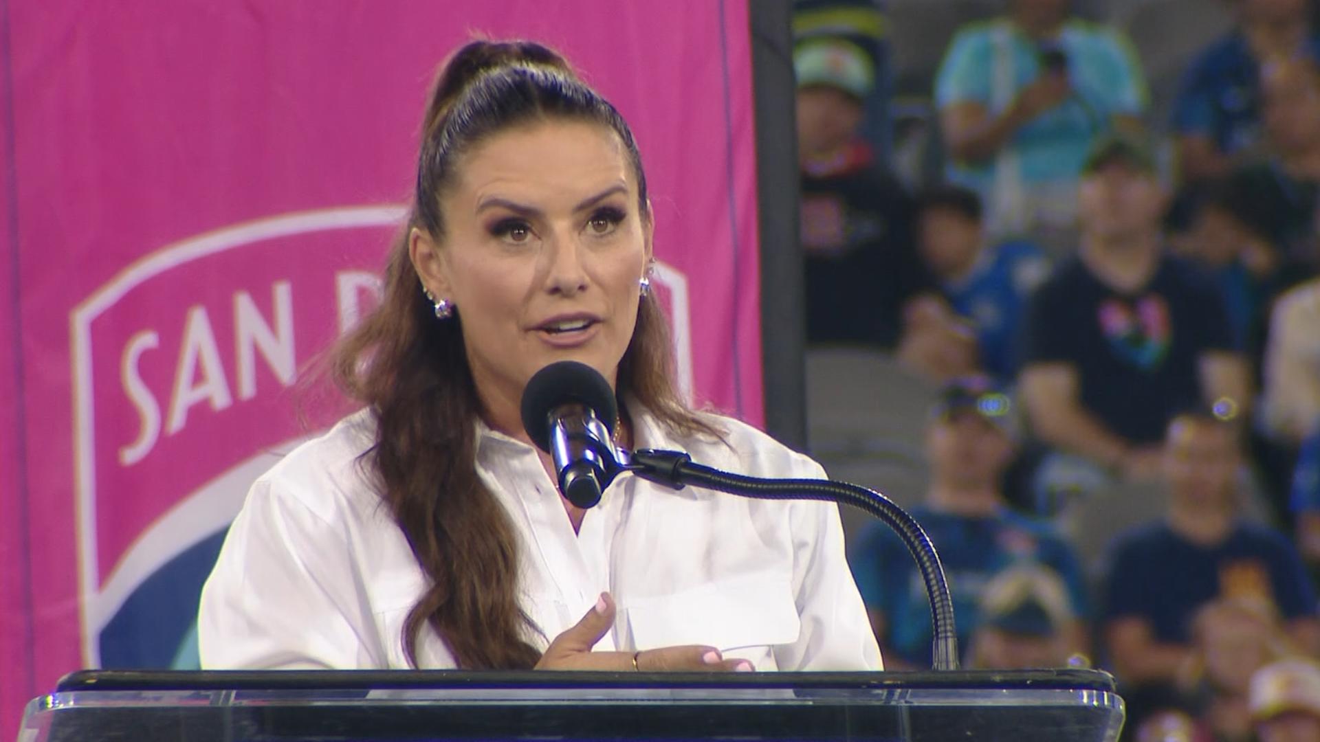 San Diego Wave retires Alex Morgan's #13 jersey | cbs8.com