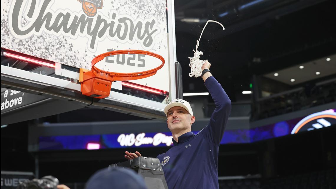 New Mexico hires UCSD basketball coach Eric Olen | cbs8.com