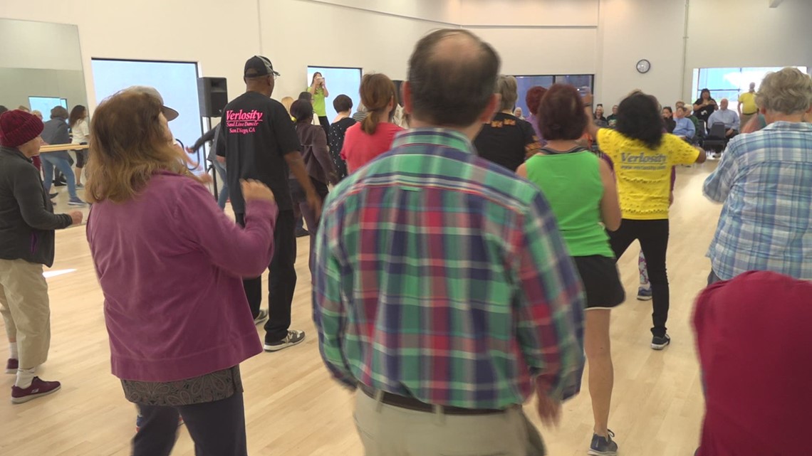 Line dancing meets soul music in La Mesa | cbs8.com