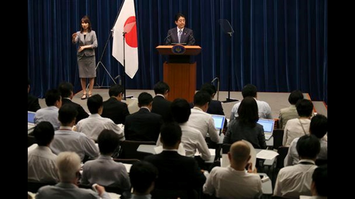 Japanese leader Abe stops short of apology for World War II | cbs8.com