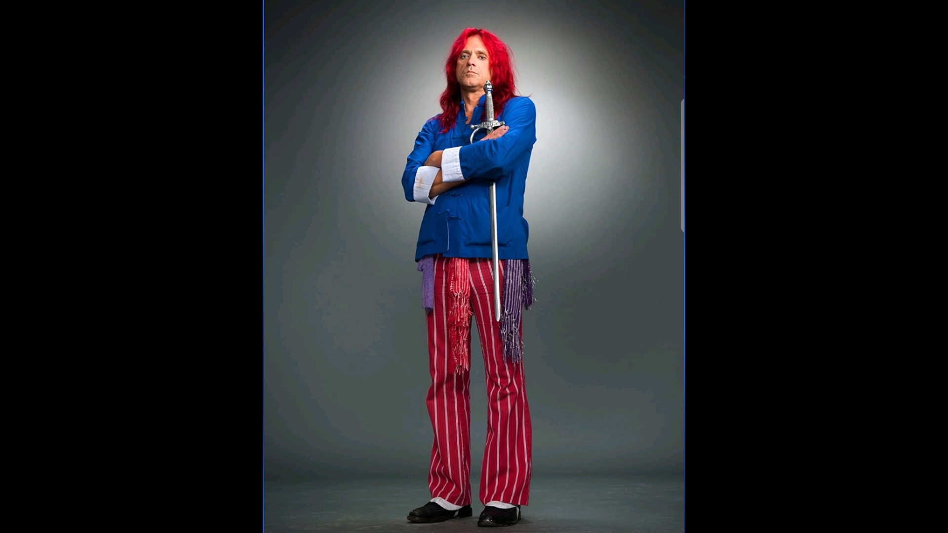 Legendary Sword Swallower nearly dies | cbs8.com