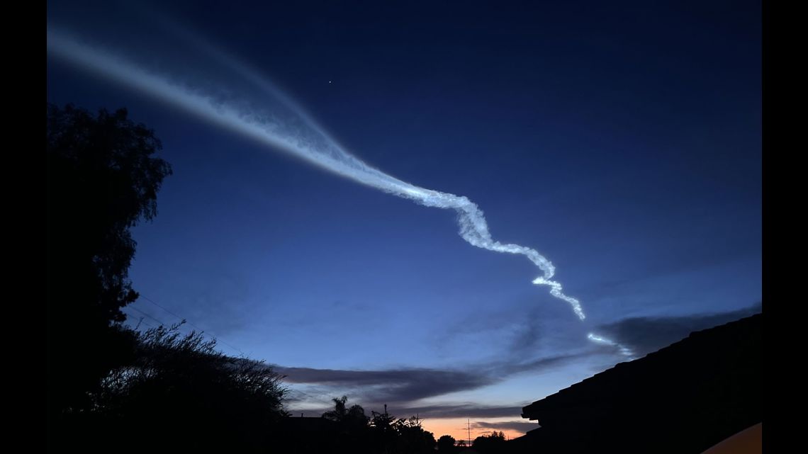 SpaceX launch seen over CA skies at sunset | cbs8.com