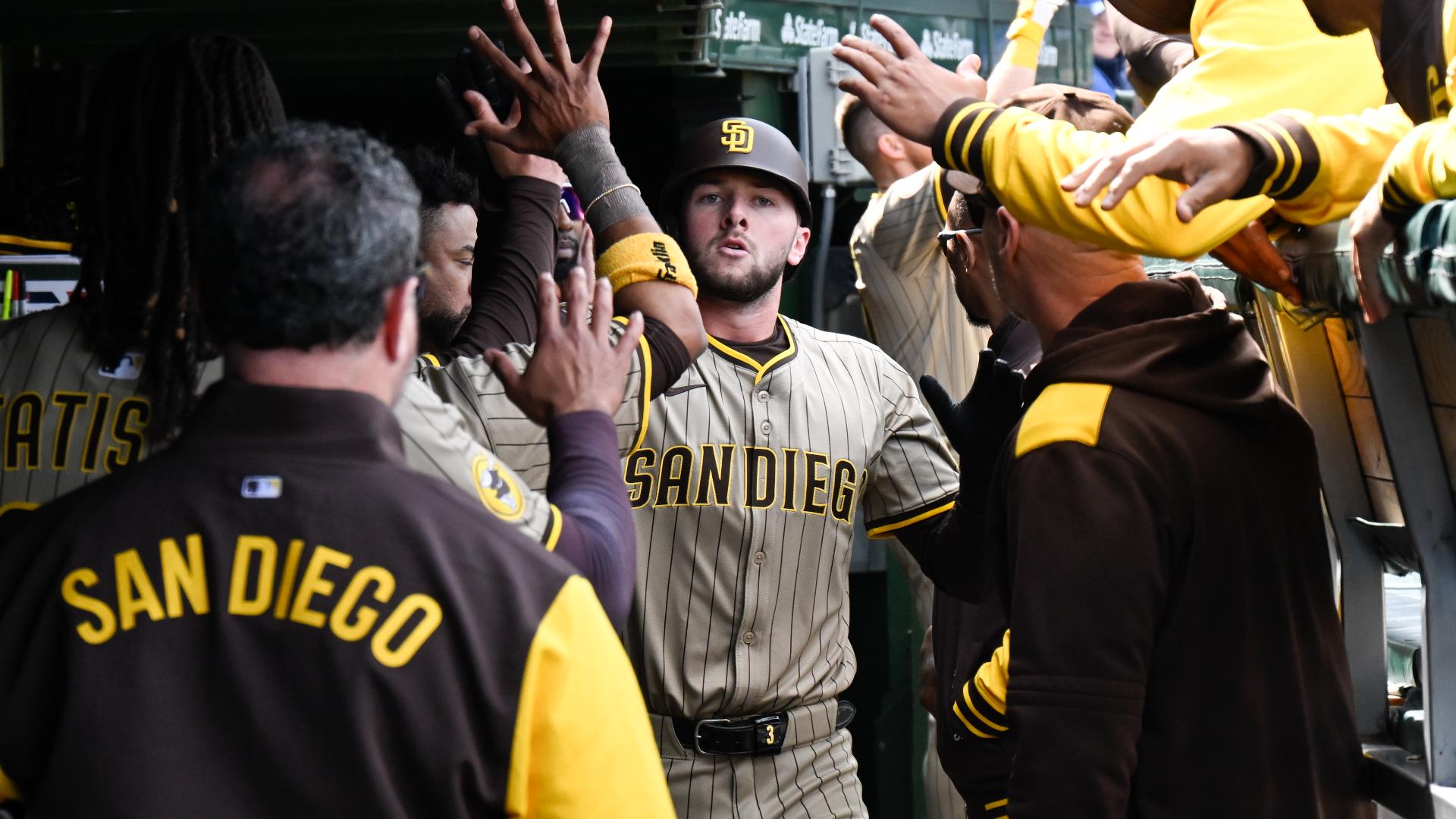 New Padres mural honors Jackson Merrill in San Diego | cbs8.com