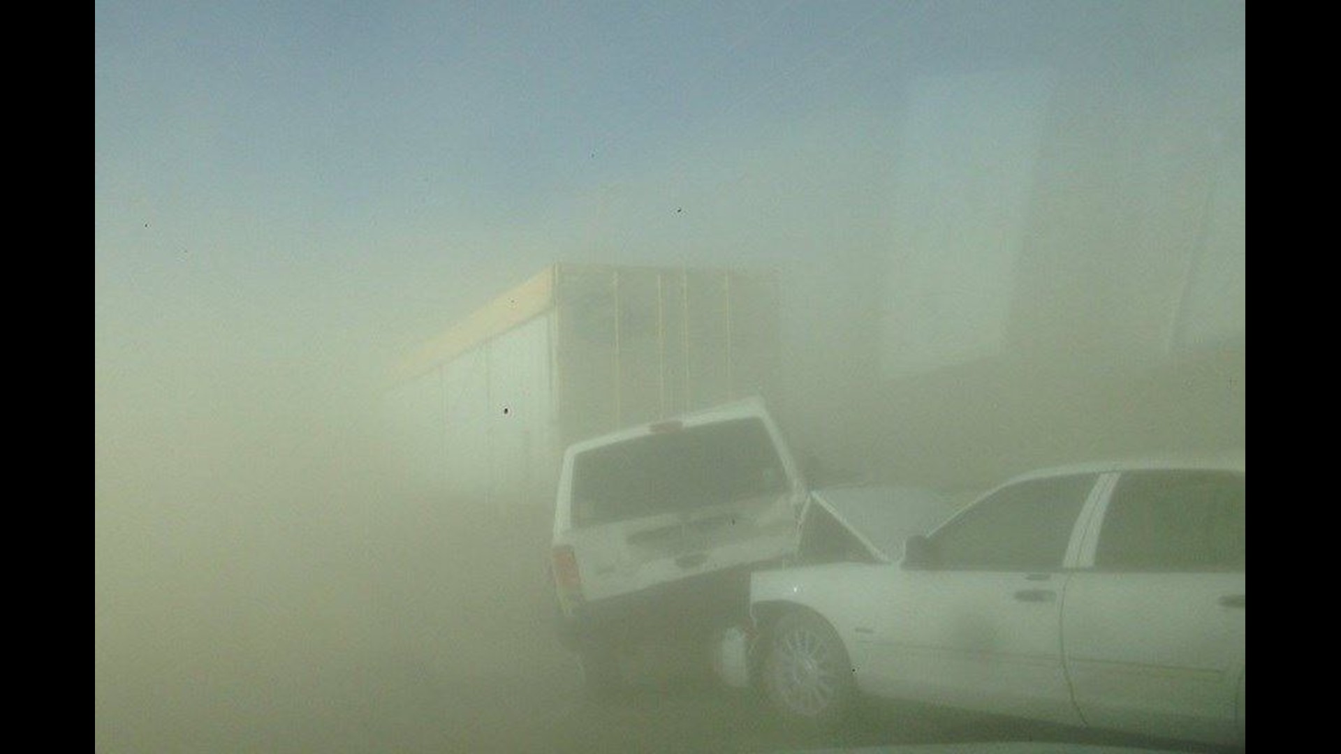 About 25 injured in Mojave Desert dust storm pileup | cbs8.com