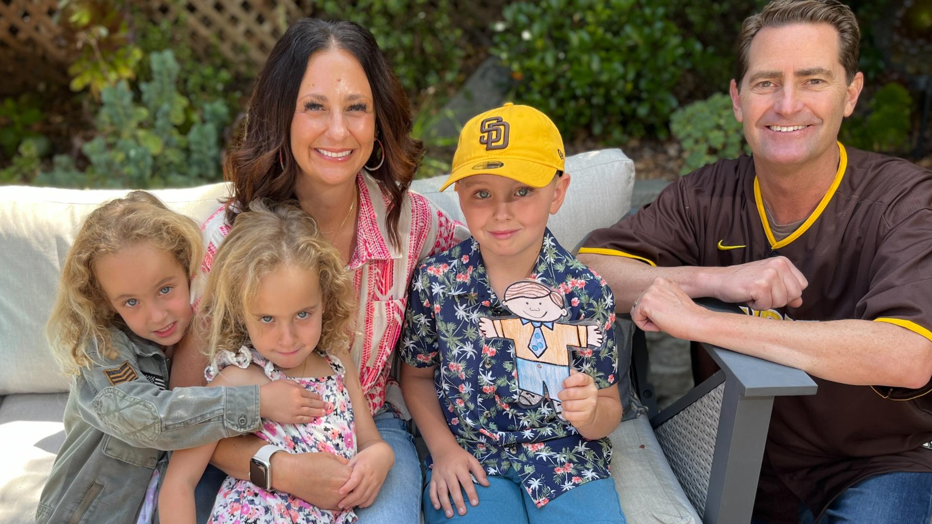 Flat Stanley hangs out with San Diego Padres Rookie Team | cbs8.com