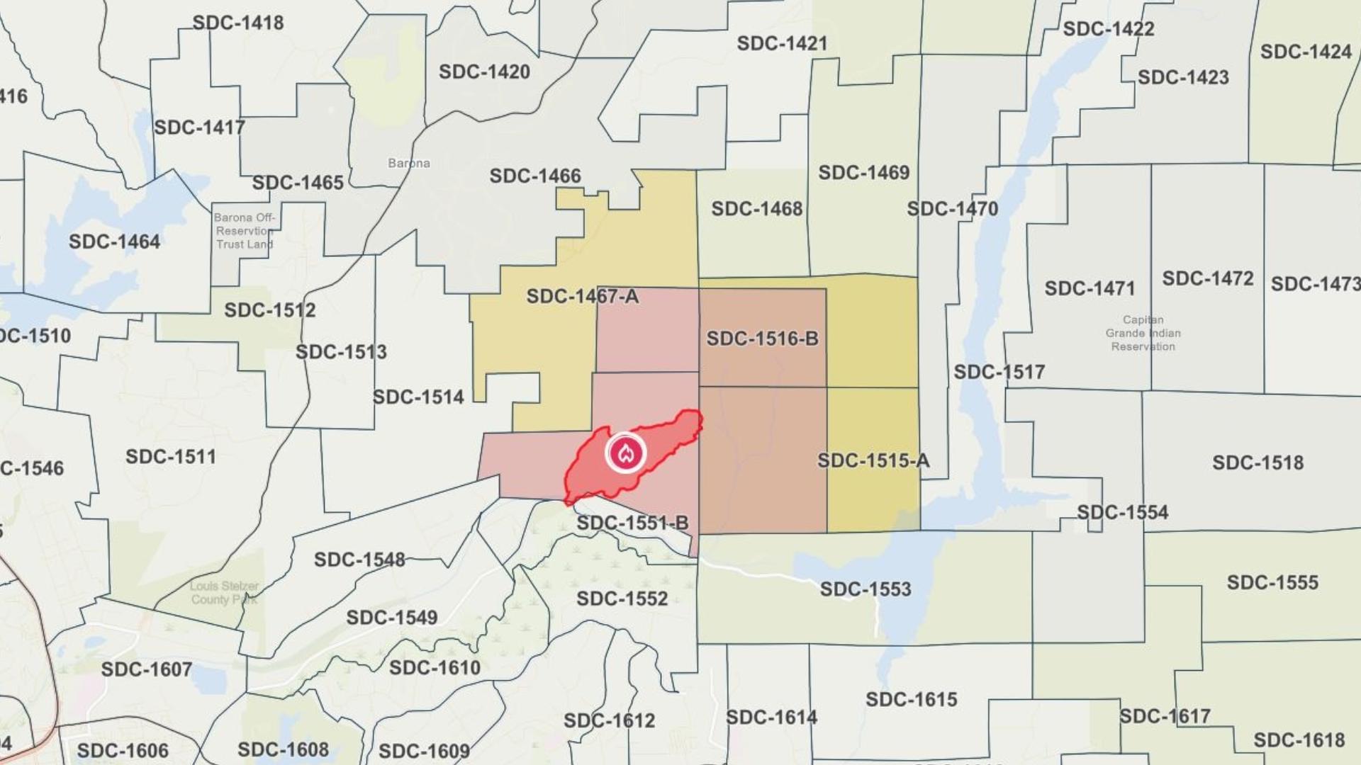 Brush fire, smoke, flames, evacuations, map in Lakeside, East San Diego ...