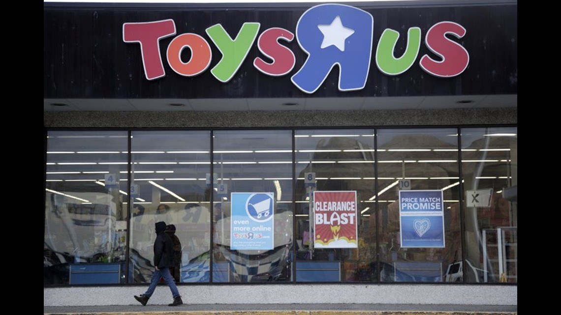 Toys R Us tells employees U.S. stores will be sold or closed | cbs8.com