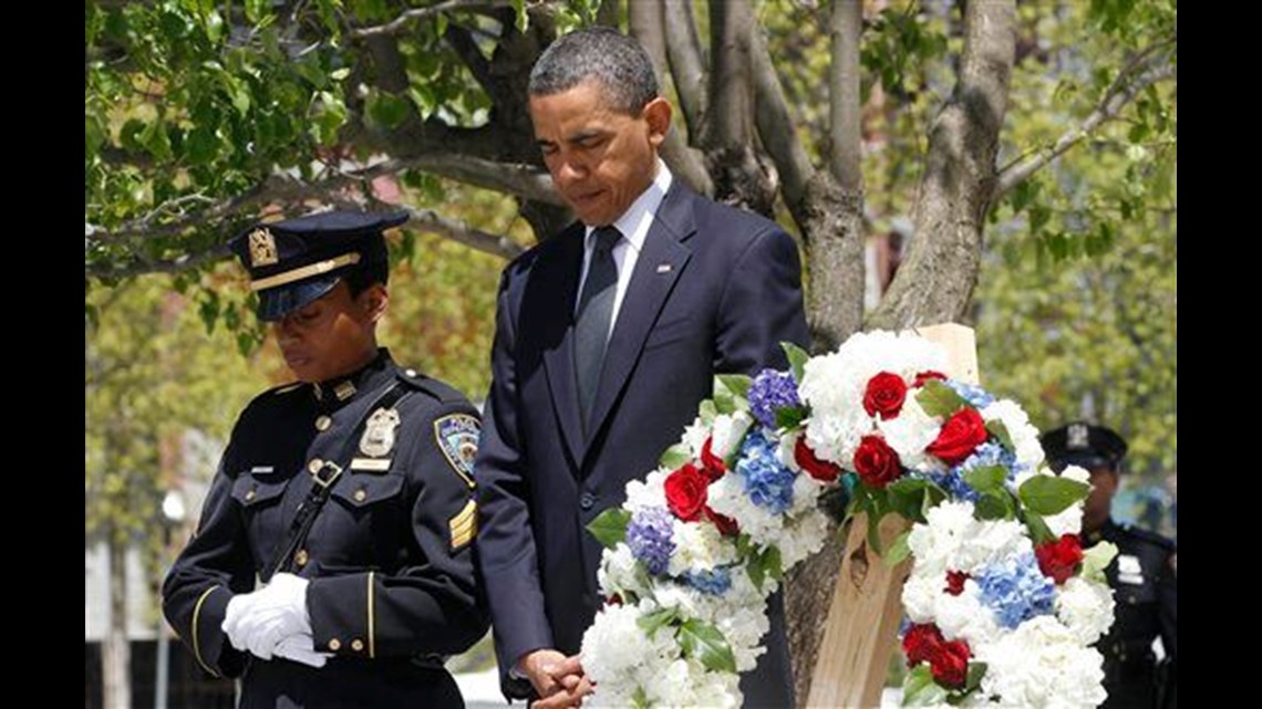 Obama closes the circle with visit to ground zero | cbs8.com
