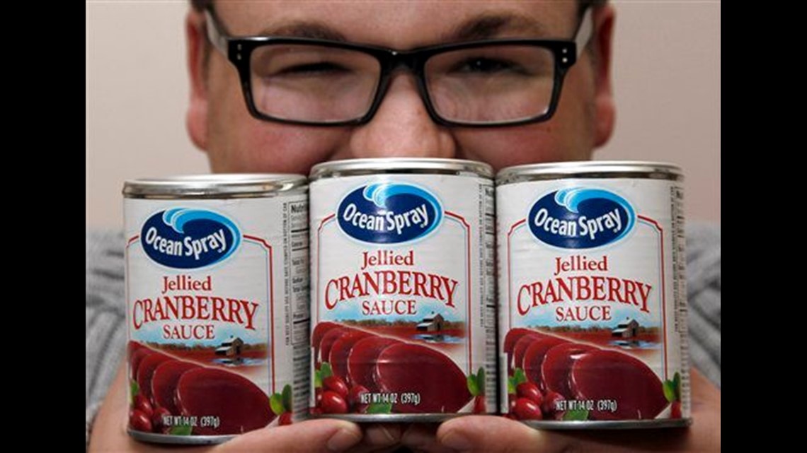 Cranberry in a can sacred on many holiday menus | cbs8.com