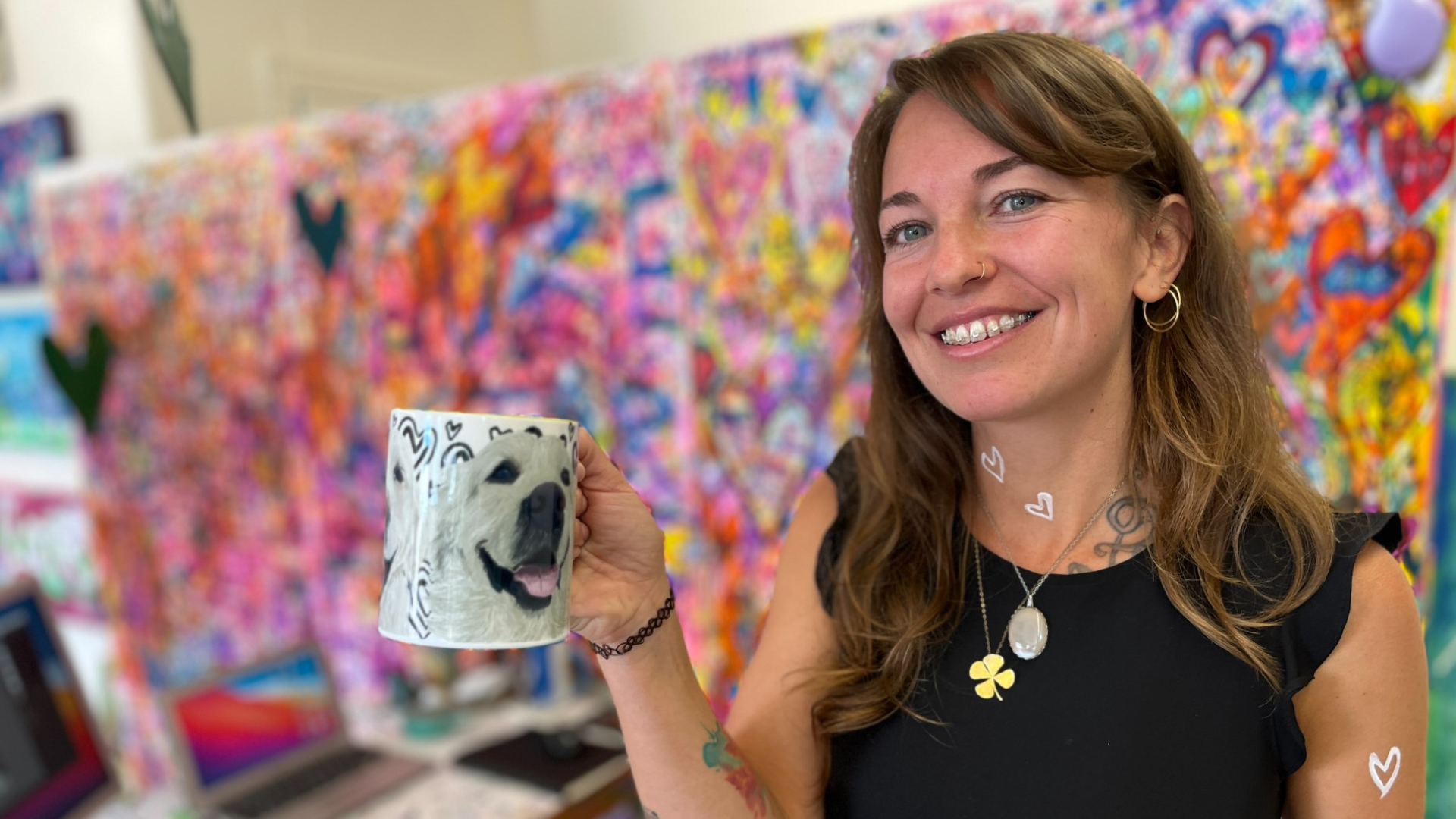 'Pet Mugs' on mugs: Coffee shop immortalizes pups on coffee mugs | cbs8.com