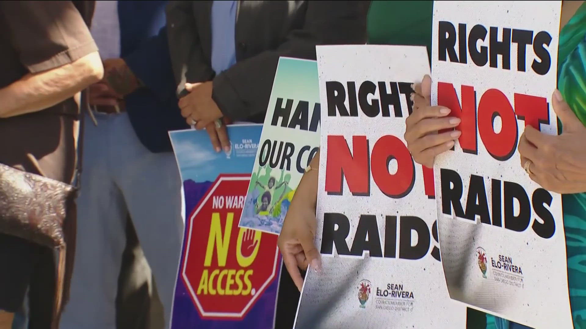 California law may ban law enforcement from wearing masks | cbs8.com