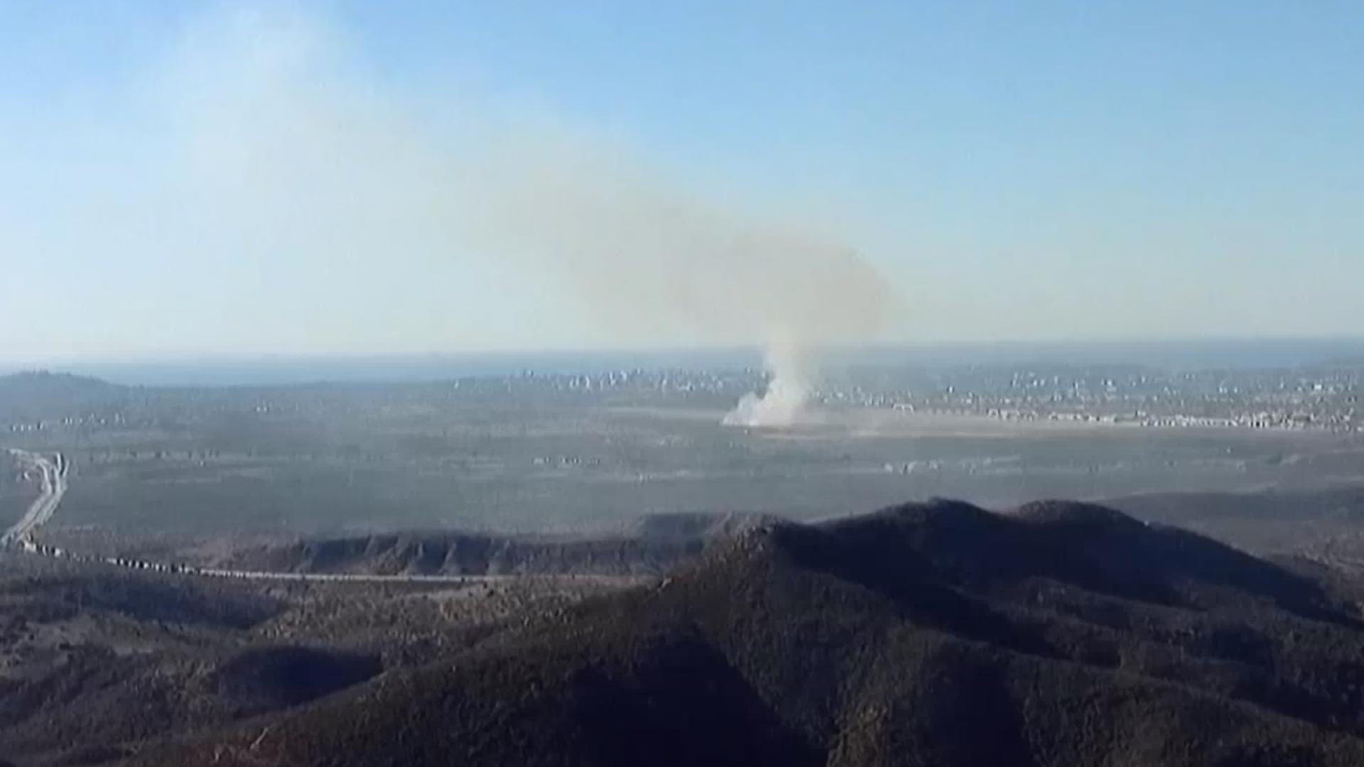 Brush fire, smoke, flames in San Diego near Miramar and I-15 | cbs8.com