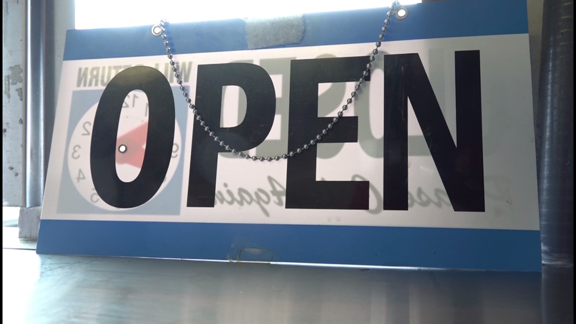 Viral taquero in National City opens up his own taco truck | cbs8.com