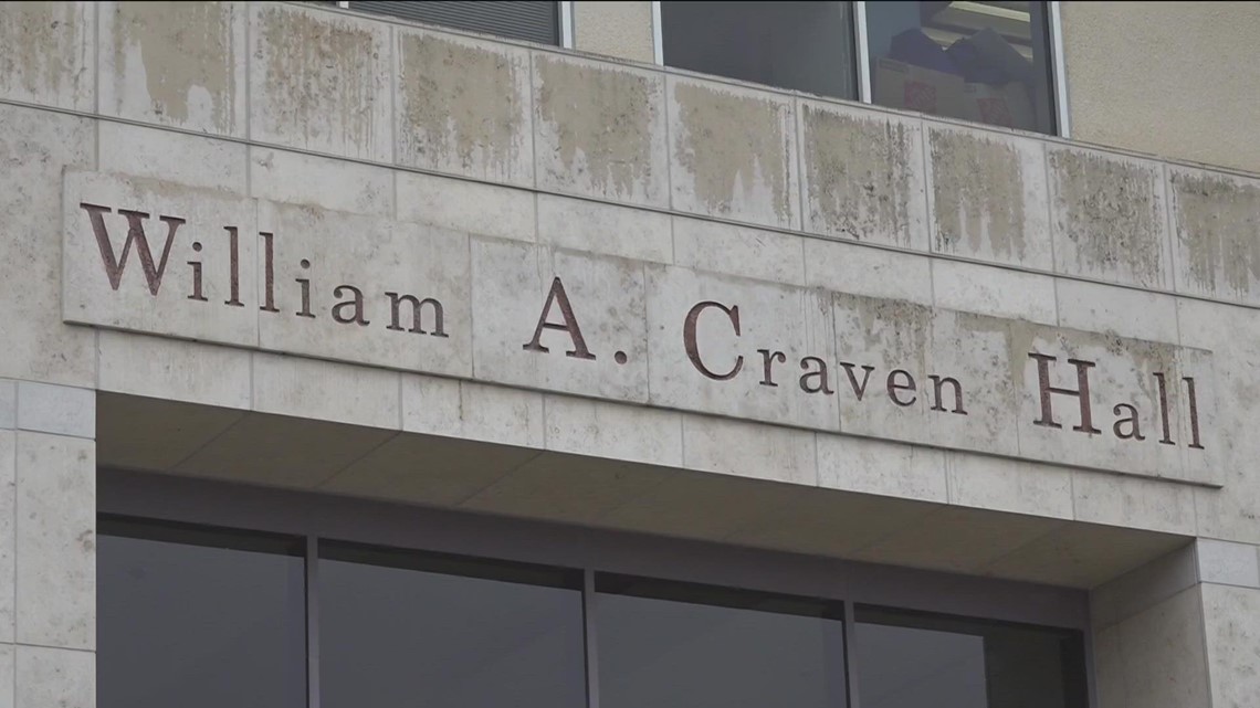 Late Senator Bill Craven's name removed from Cal State San Marcos Hall ...