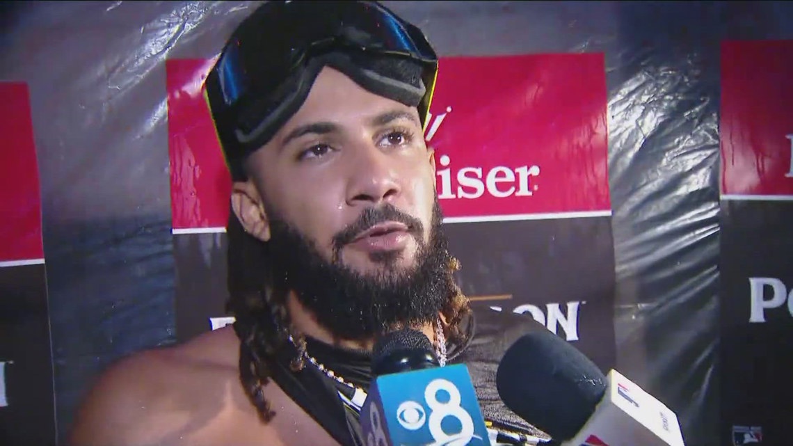 Padres celebrate in clubhouse after clinching 2024 playoff spot with win over Dodgers | cbs8.com