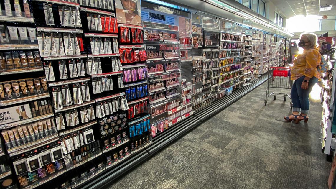 California bans cosmetics chemicals, following the EU (again) | cbs8.com