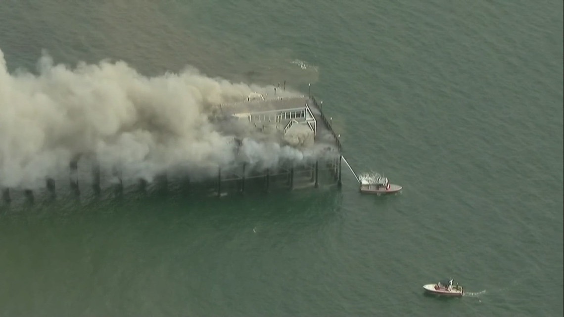 Oceanside Pier fire | Massive plumes of smoke seen for miles | cbs8.com