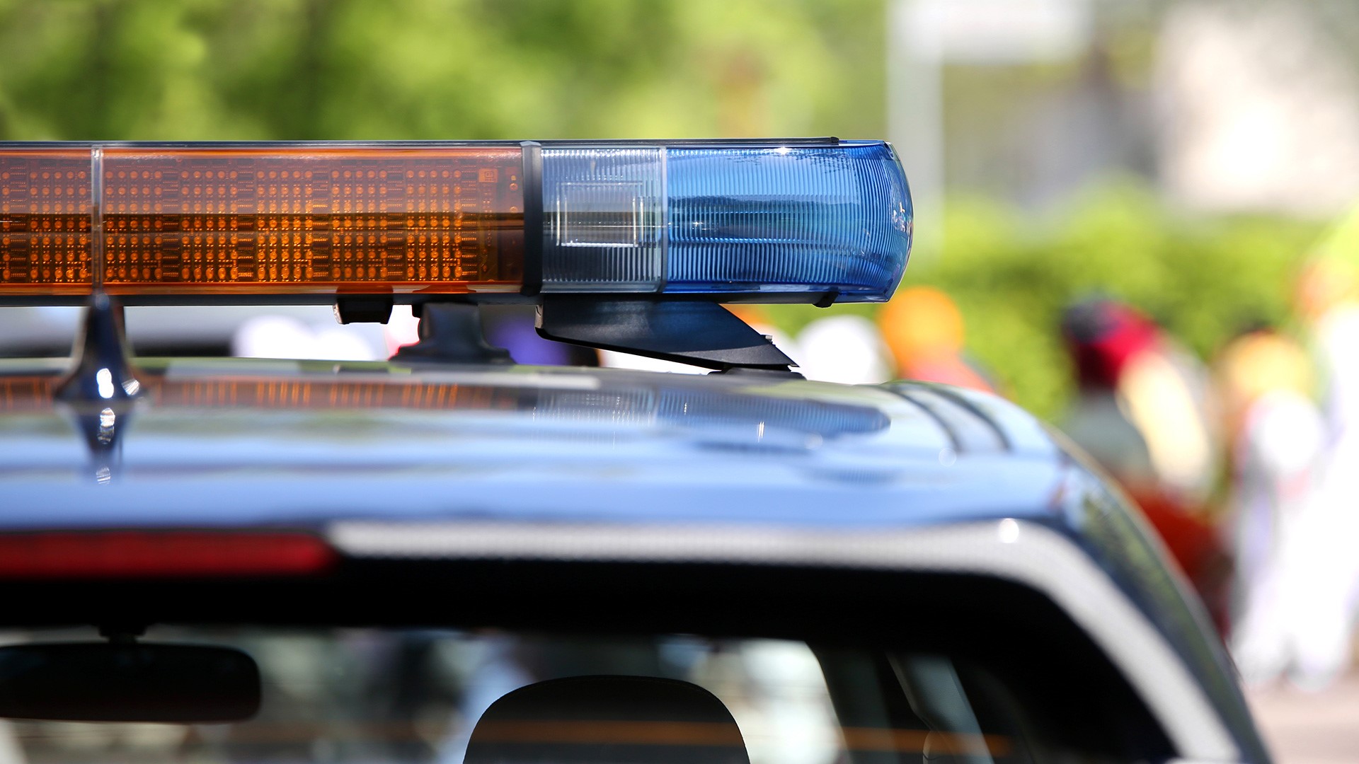 Motorcyclist dies in crash with police car in Escondido | cbs8.com