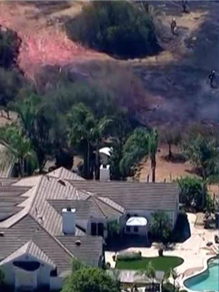 Brush fire, smoke, flames, any evacuations, map in Escondido | cbs8.com