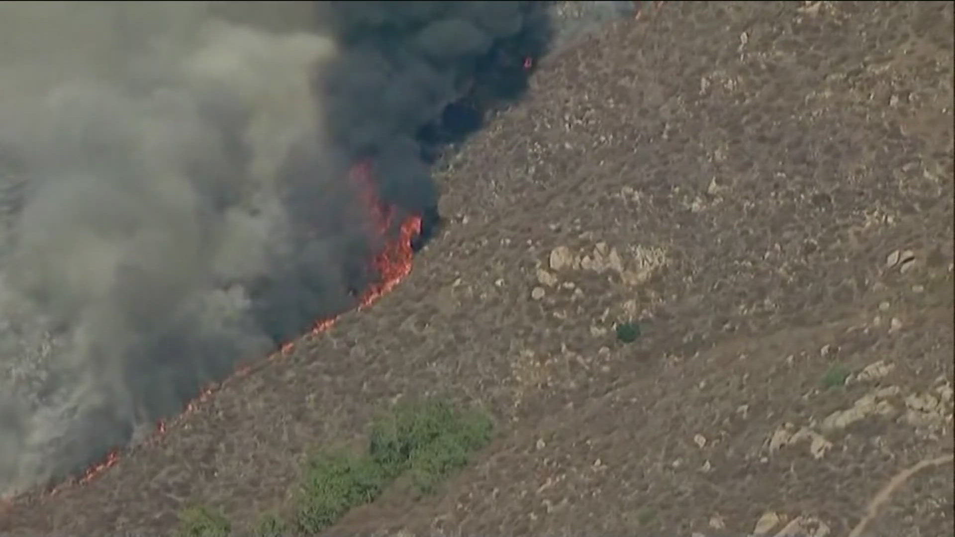 Brush fire, smoke, flames, any evacuations, map in San Diego County | cbs8.com