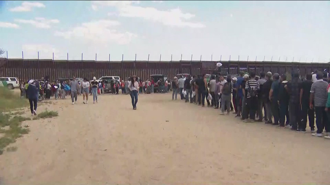 Terror suspects arrested along U.S-MX border at all time high | cbs8.com