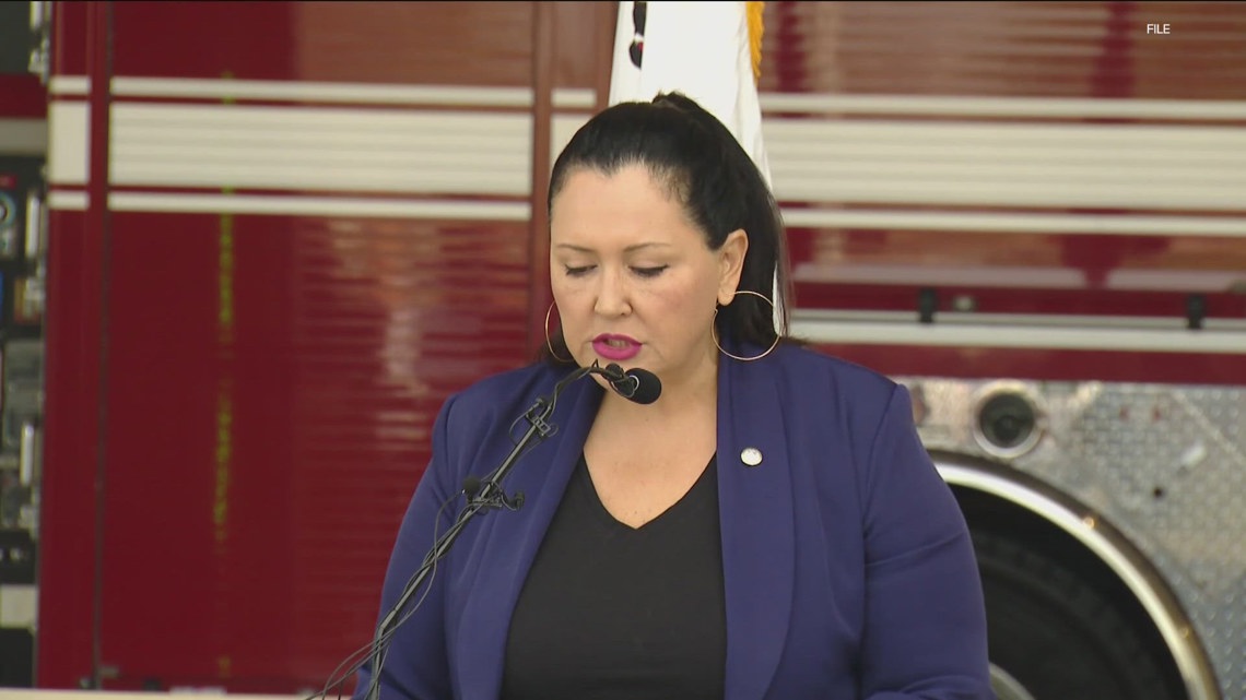 Final day in office for Supervisor Nora Vargas | cbs8.com