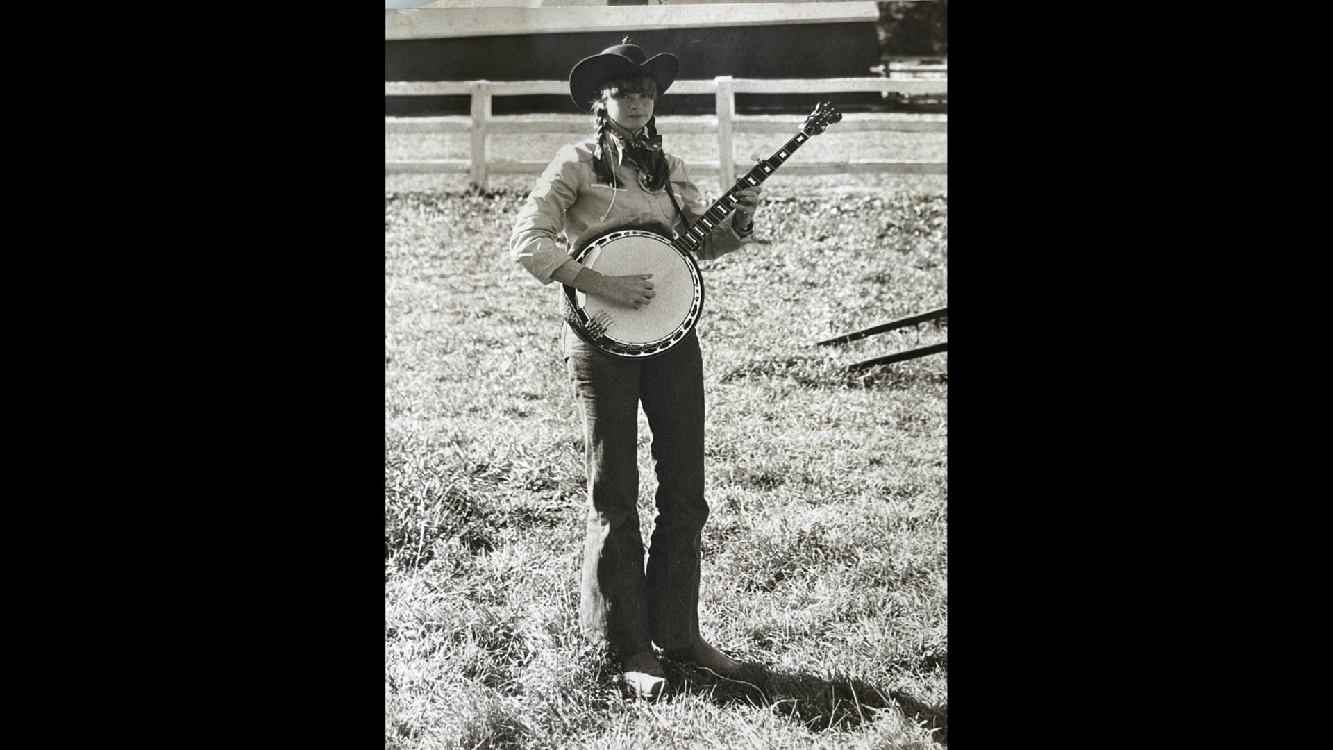 Grammy Award-winner Alison Brown making banjo cool again | cbs8.com