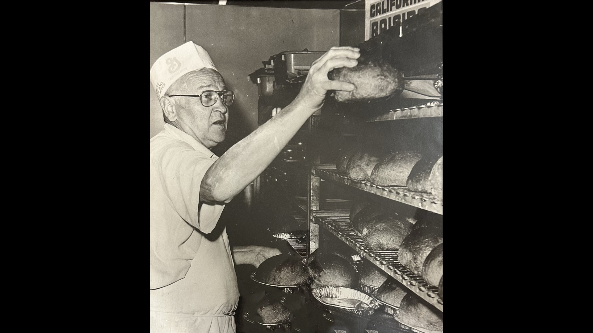 Dudley's bakery celebrates 60 years | cbs8.com