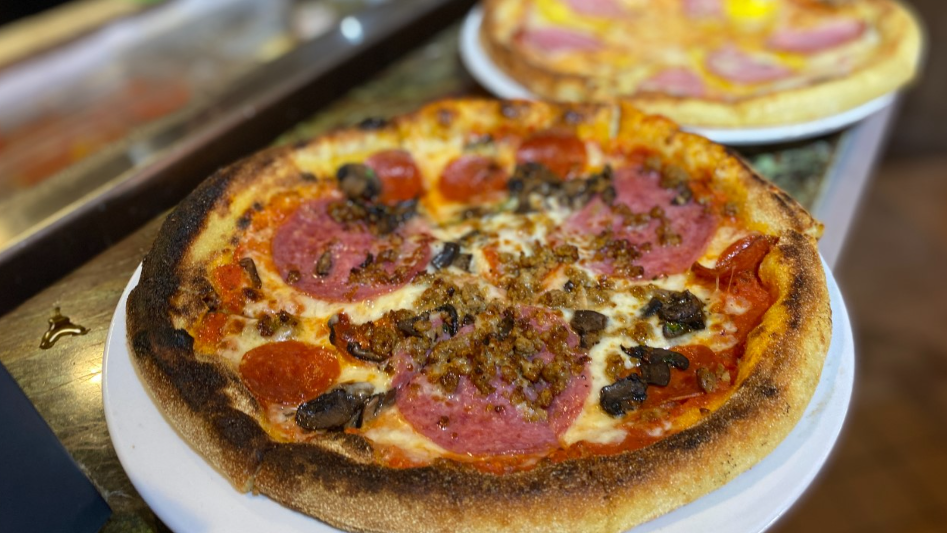 Meet the man behind Sammy's Pizza | cbs8.com