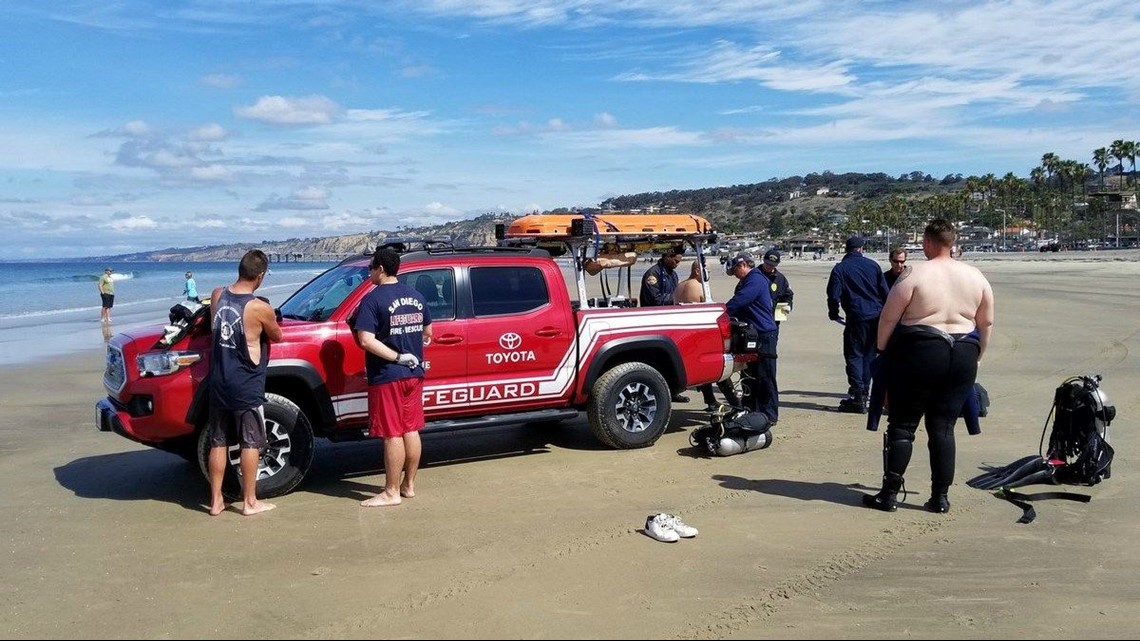 Kayakers rescue diver off La Jolla Shores | cbs8.com Kayakers rescue diver off La Jolla Shores | cbs8.com