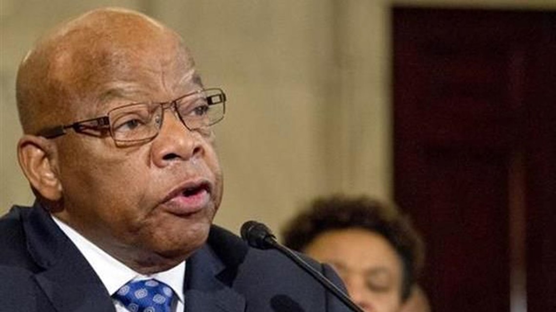 Rep. John Lewis leads march through San Diego Comic-Con | cbs8.com