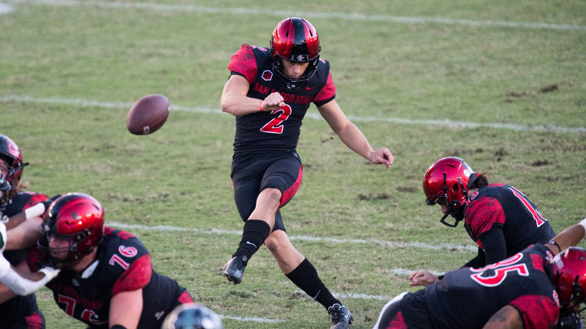 SDSU Aztec punter Matt Araiza named first-team All-American | cbs8.com